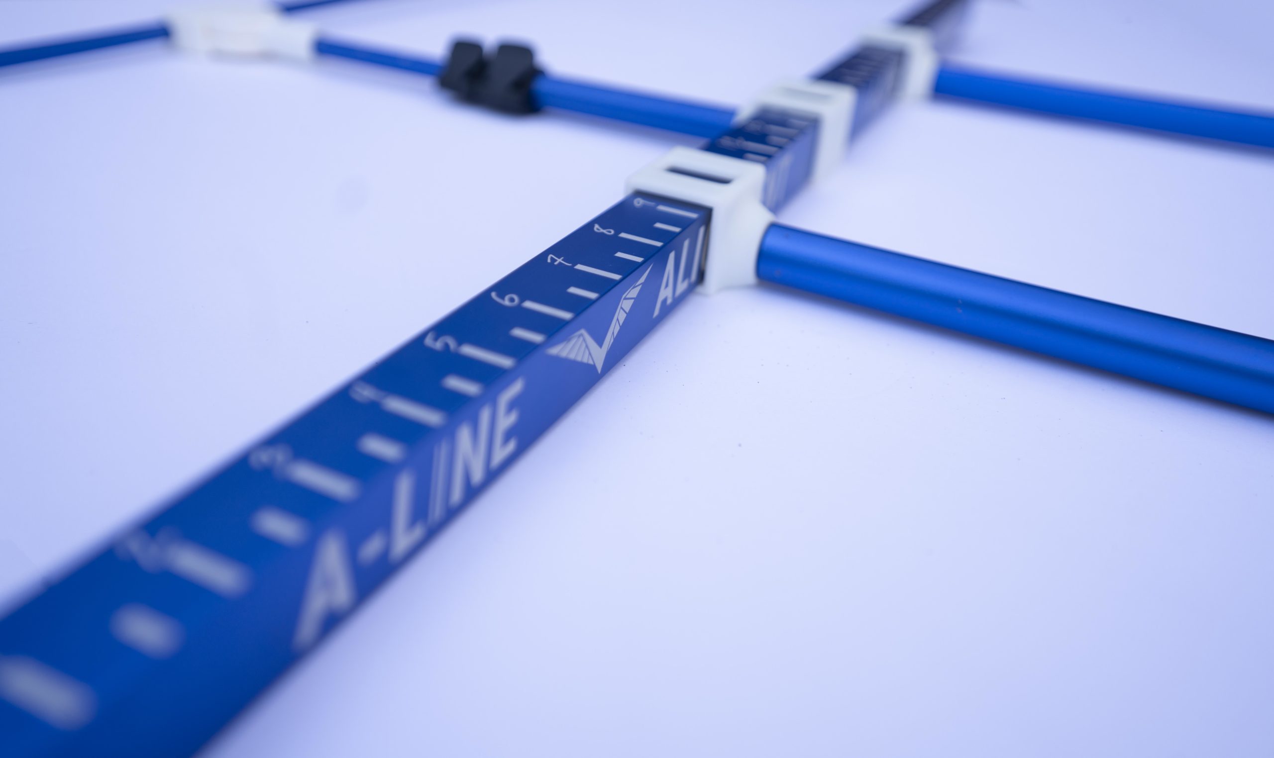 A-LINE: Set up and alignment training Aid – Vanquish Golf Works